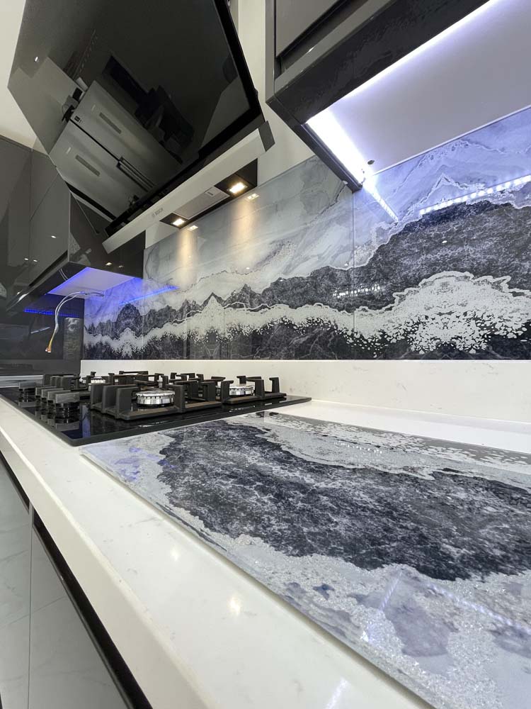 Famida Splashbacks – Splashbacks 4U