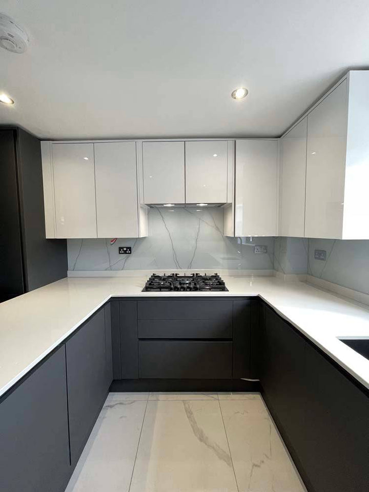 Silver - White Calacatta Splashback - Bespoke – Splashbacks 4U